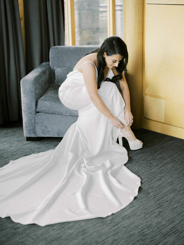 Dreamy Azuridge Wedding Calgary Wedding Photographers Nicole Sarah ...
