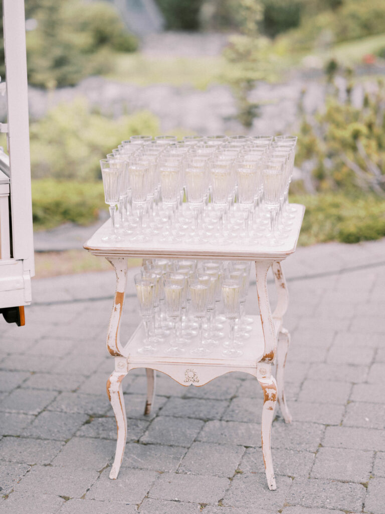 Dreamy Azuridge Wedding Calgary Wedding Photographers Nicole Sarah ...