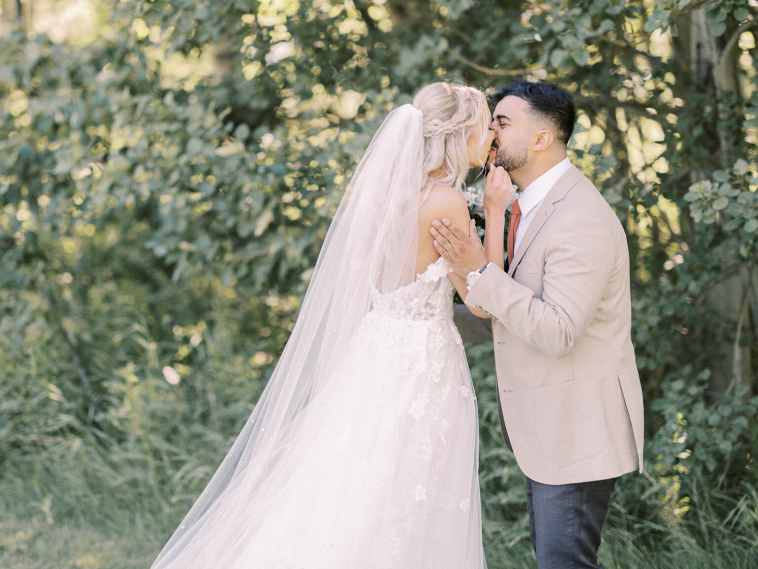 Bearspaw Calgary Wedding Nicole Sarah - Calgary Wedding Photographers ...