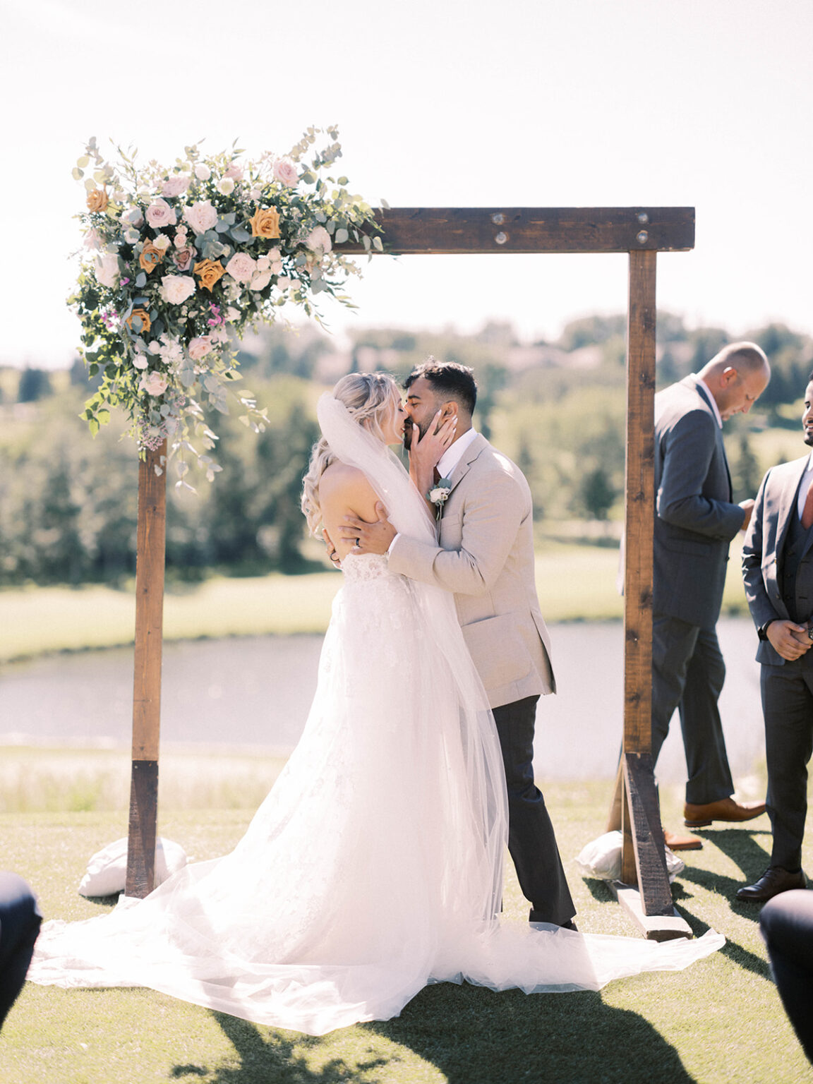 Bearspaw Calgary Wedding Nicole Sarah - Calgary Wedding Photographers ...